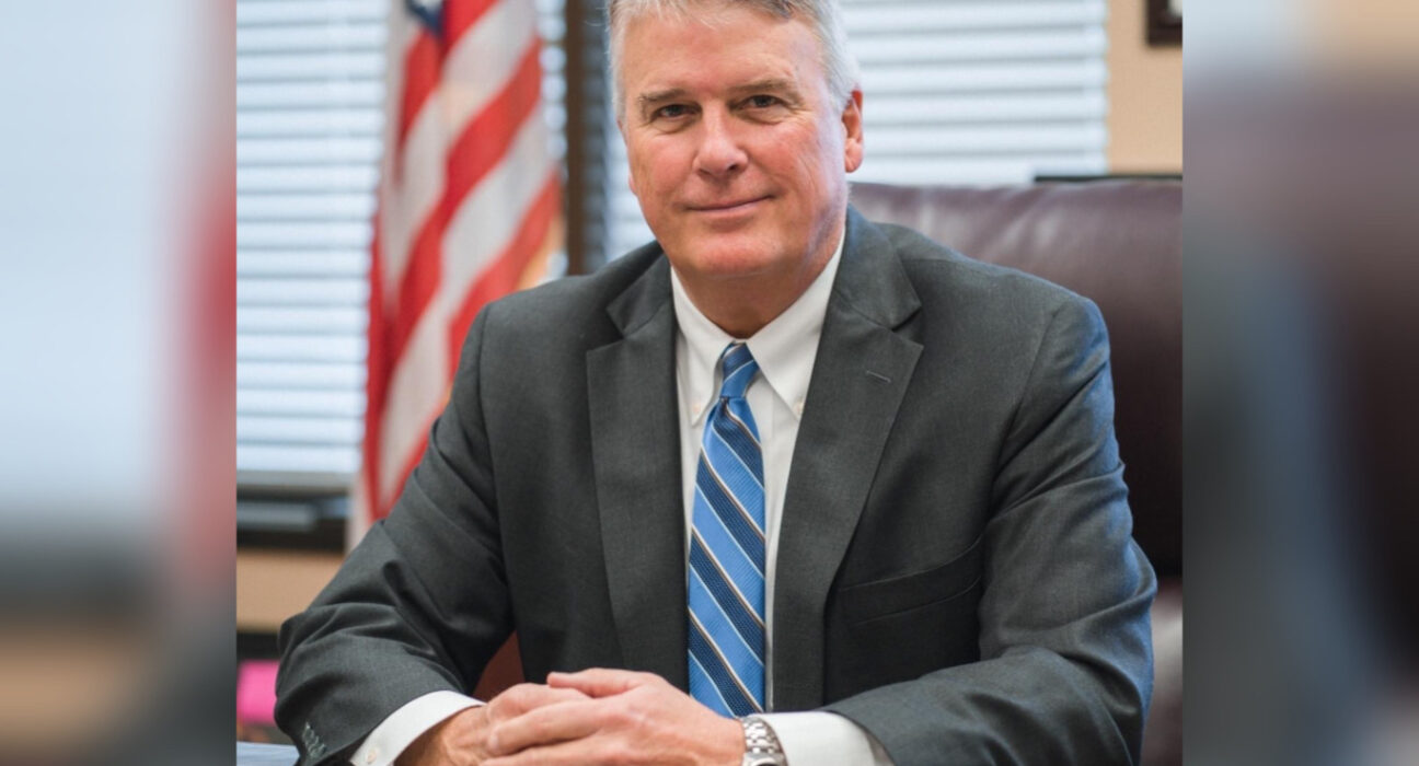 Incumbent Columbus Mayor Skip Henderson wins election against John ...