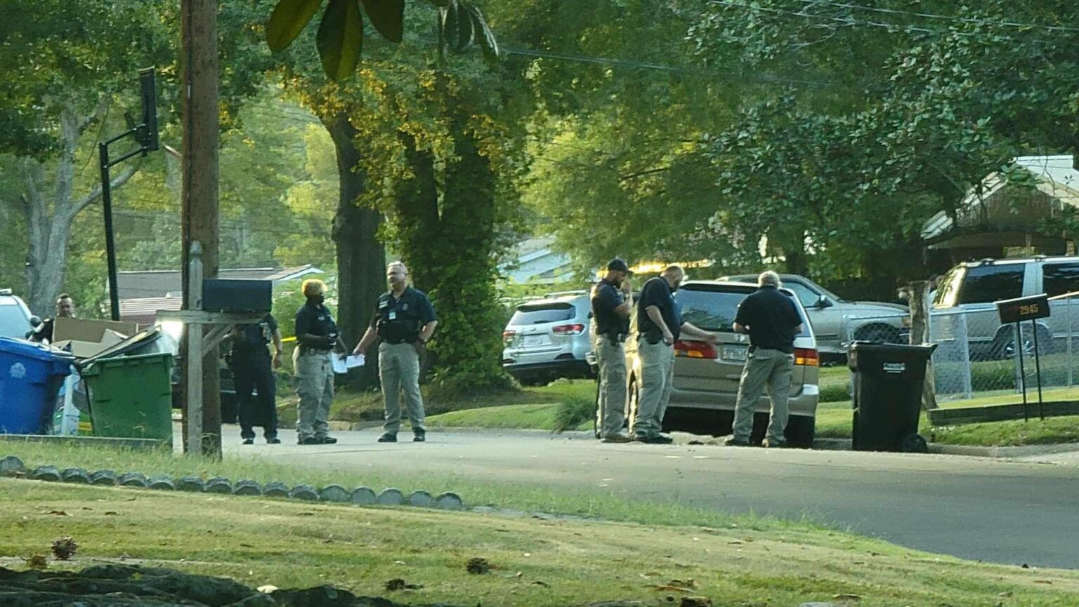 Investigators work shooting scene on Peyton Drive in Columbus – CNAW 2 ...