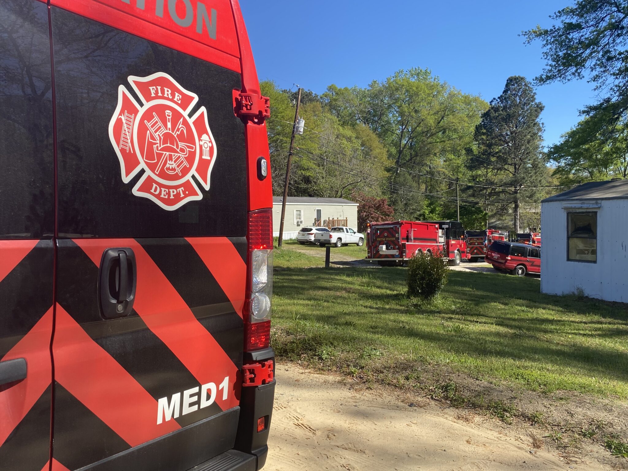 Smiths Station Fire and Rescue on scene of fire call on Lee Road 476 ...