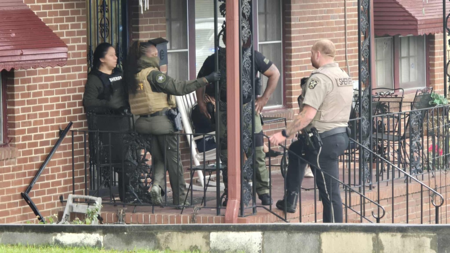 Multiple subjects detained in MCSO investigation Wednesday morning ...