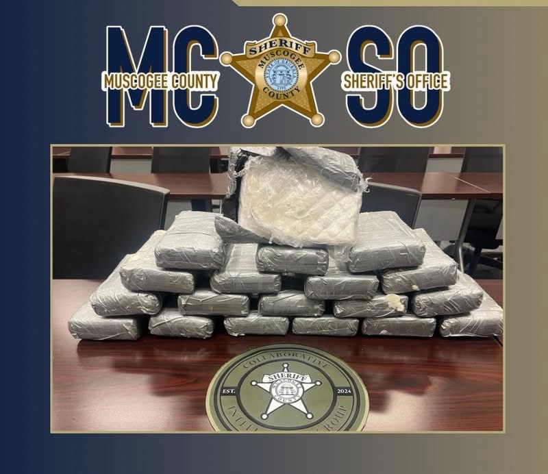 MCSO seizes 42 pounds of cocaine worth nearly $2.4 million; two ...